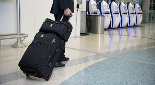 FlightCrew™ 5 22" Expandable Rollaboard® – Travelpro Aviation Professionals